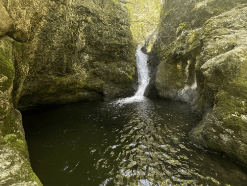 8 Awesome Swimming Holes In Connecticut