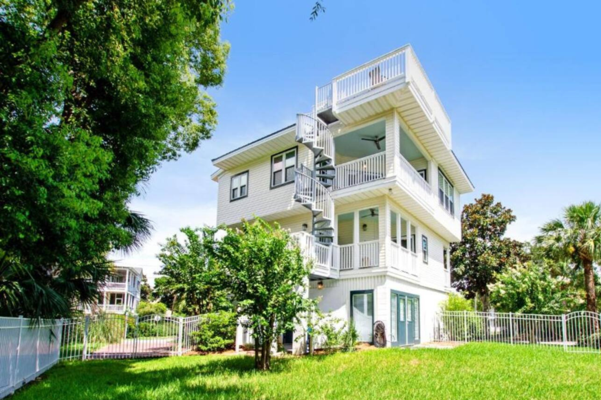 Tybee Island, Georgia: My Perfect Spring Break Destination