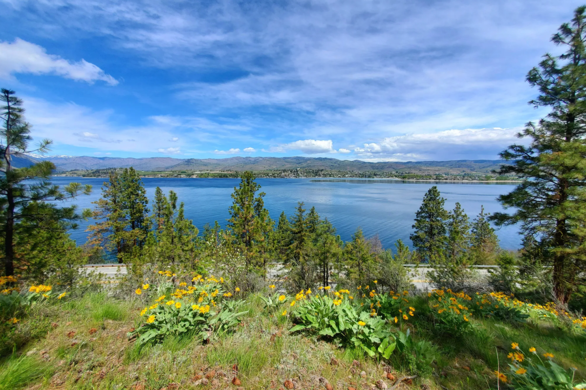 7 Swimming Spots in Washington With the Clearest, Most Pristine Water