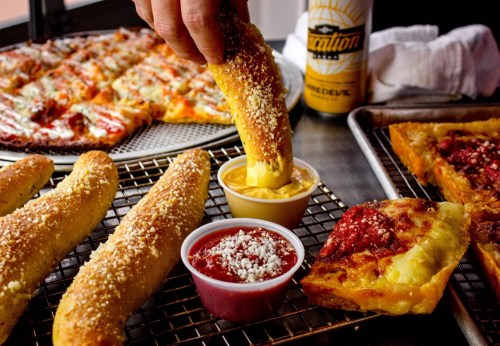 Indiana’s Must-Try Bite and the Spot That Does It Best