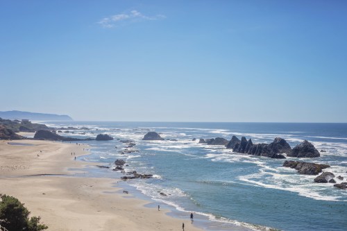 Where to Find Sea Glass in Oregon: 6 Incredible Place