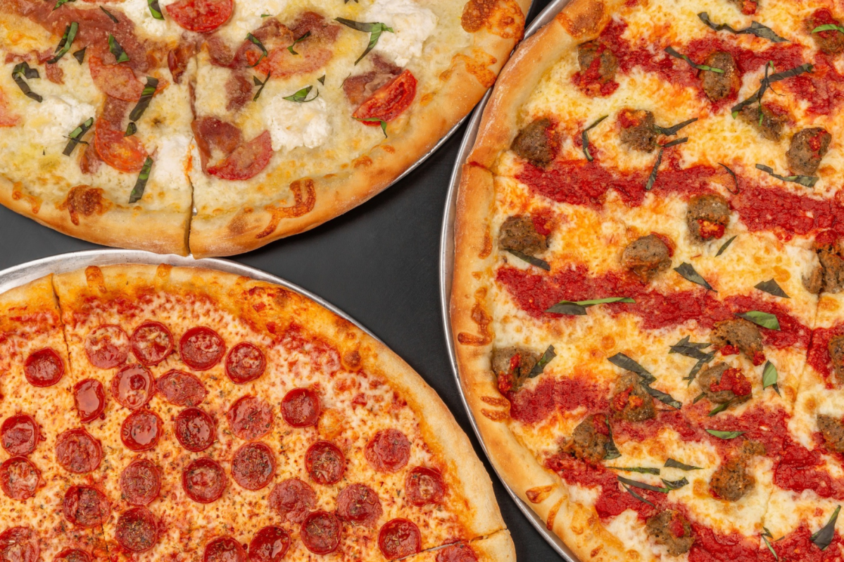 Visit New York Pizza Company in Louisville, KY For Authentic Slices