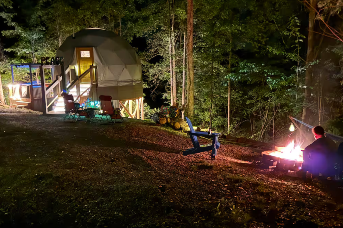 This Rogers, Kentucky, Geo Dome Is Perfect for Stargazing