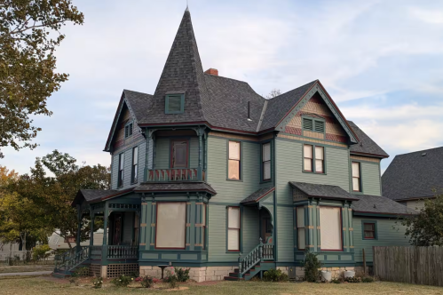 4 Legends Of Kansas Cryptids That Might Be Lurking Now