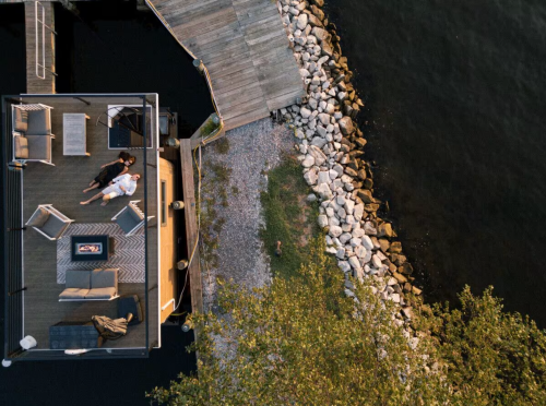 Floating Tiny Home in Maryland With Rooftop Stargazing
