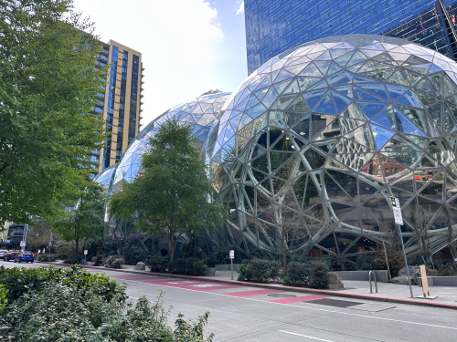 Amazing Seattle Restaurants and Attractions for Less Than $10 Per Person