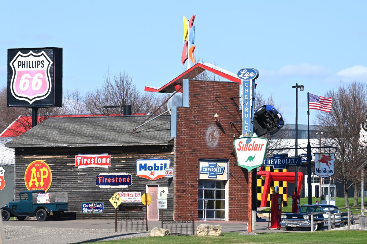 Little Log House Pioneer Village in Hastings Is a Collection of ...