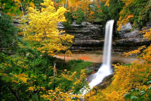This Michigan Waterfalls Road Trip Will Absolutely Amaze You
