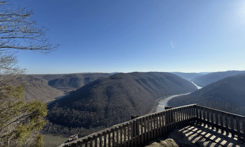 Best Hikes in New River Gorge WV: Grandview Rim Trail