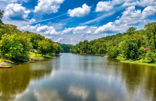This Lake Malone Airbnb Has a Private Fishing Dock
