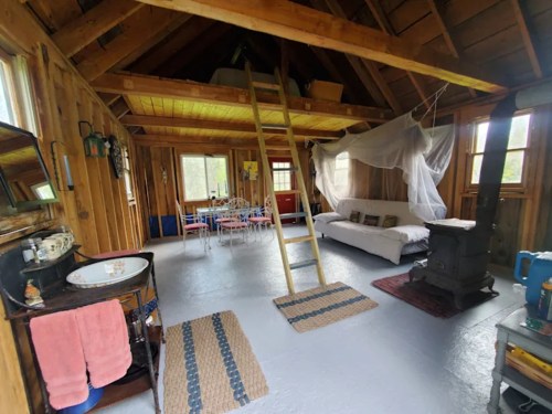 Graham Cracker Cabin: Dreamy Brookside Campsite in Maine