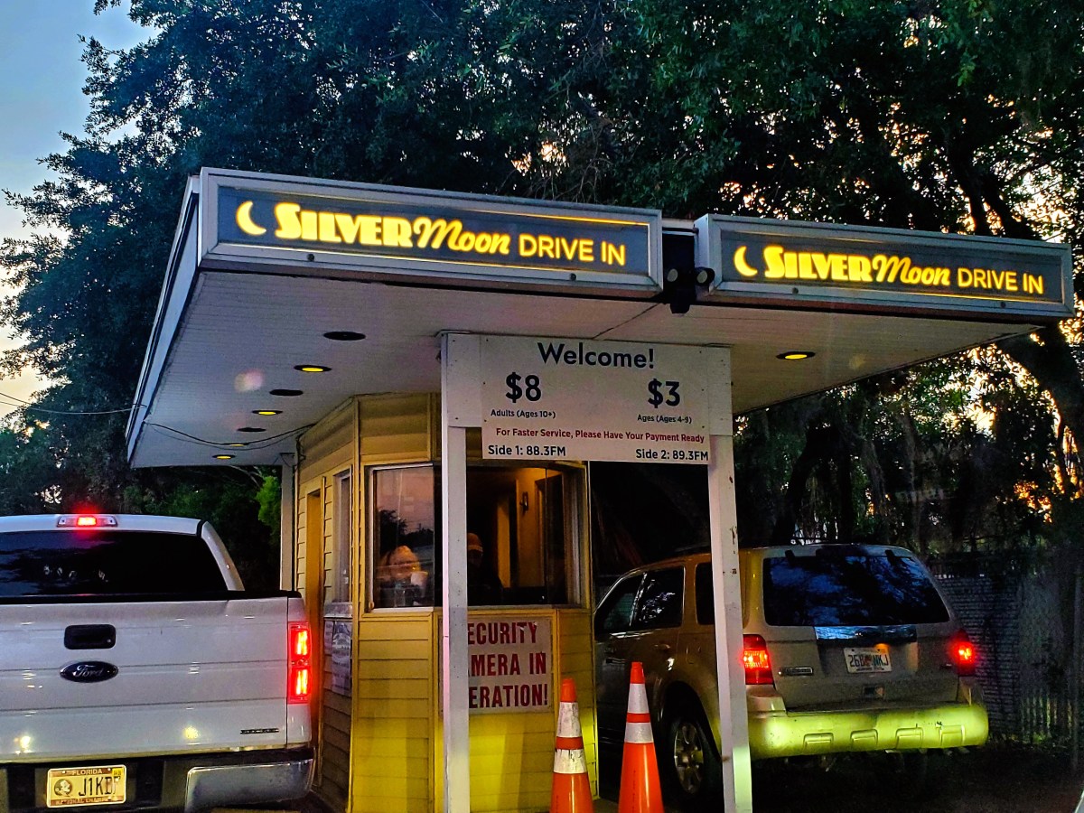 Best Drive-In Movie Theater in Florida: Silver Moon Drive-In