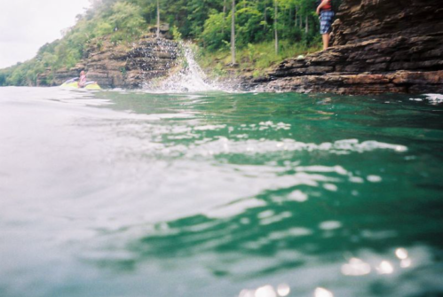 Epic Cliff Jumping In Arkansas: Dam Site Park In Heber Springs