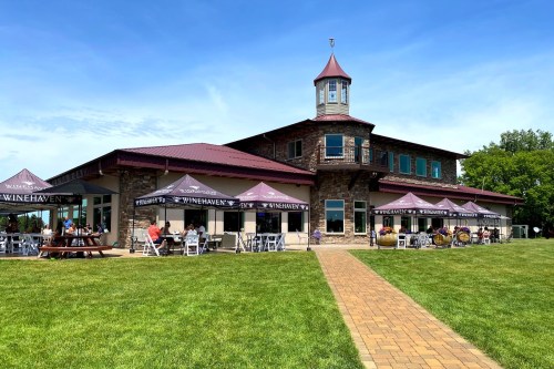 When Do Leaves Change Color in Minnesota? Fall Foliage Guide