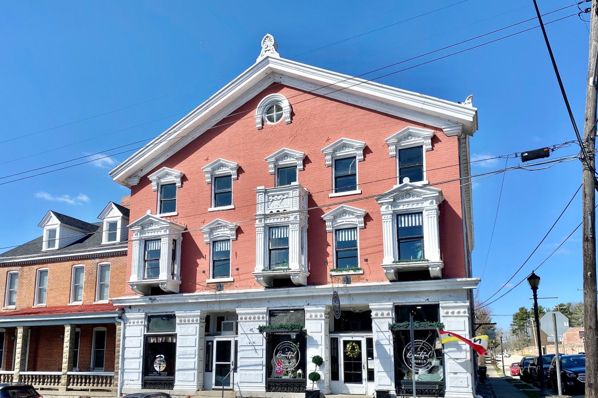 Oldenburg, Indiana: A Charming European-style Town to Explore This Summer