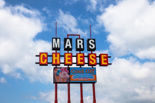 This Wisconsin Cheese Shop Is an Oversized Snack Smorgasbord