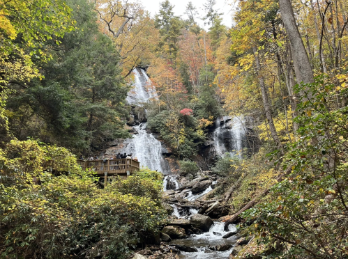 Discover the Beauty of Anna Ruby Falls in Georgia This Fall