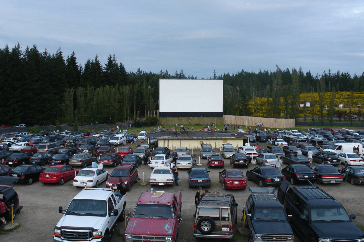 Rodeo Drive In Theatre Largest Drive In Theater In Washington