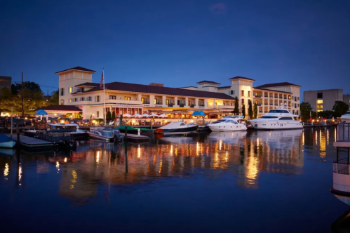 The Connecticut River Loop Is A Gorgeous Scenic Drive In CT