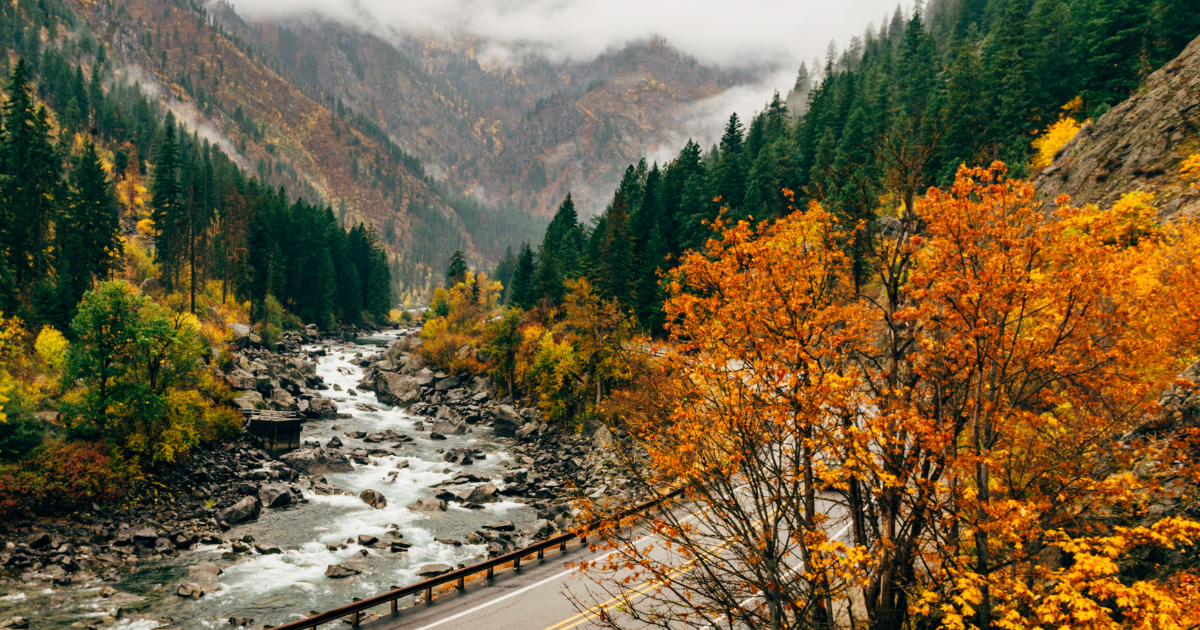 Top 11 Fall Getaways in the U.S. for Stunning Autumn Scenery