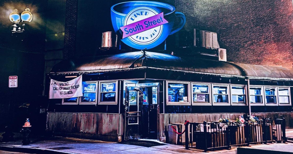 Night Owls, This 24/7 Massachusetts Diner Was Made for You