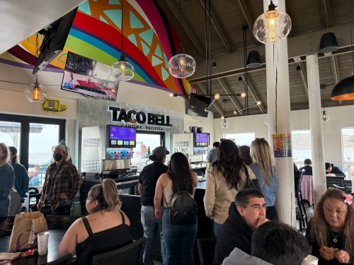 Why This Beachside Taco Bell in Pacifica, California Is the Most Scenic ...