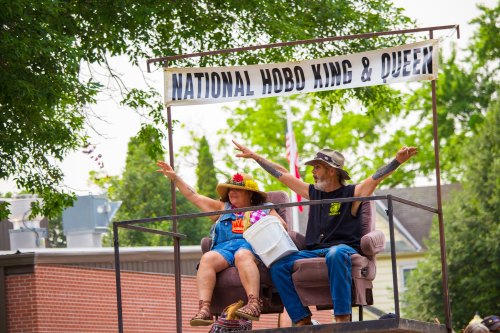 9 Extremely Weird Things Only People From Iowa Do