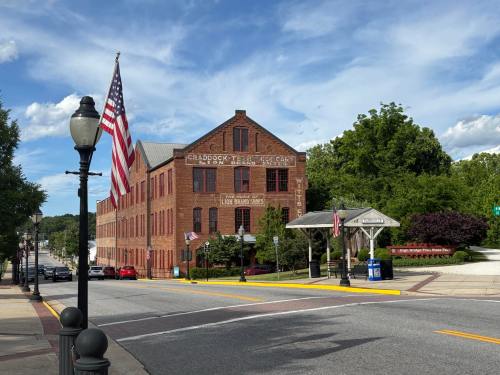 Why Farmville, Virginia Belongs on Your Bucket List: History, Charm ...