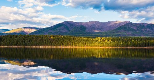 10 Mountain Towns in Montana With Dreamy Fall Colors