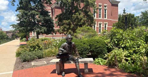 Columbia, Missouri: A Small Town Straight Out of 'Gilmore Girls'