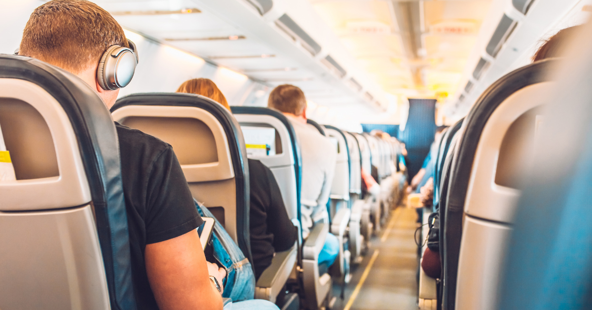 Travel Hacks & Insights: Raw-Dogging Flights, Airline Perks, and Travel ...