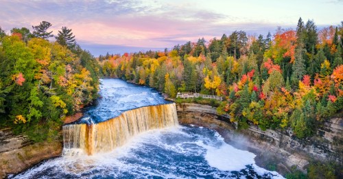 The Best Times and Places to View Fall Foliage in Michigan