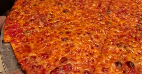 Fratesi’s Pizza: The Hidden Miami Spot That’s Worth the Two-Week Wait