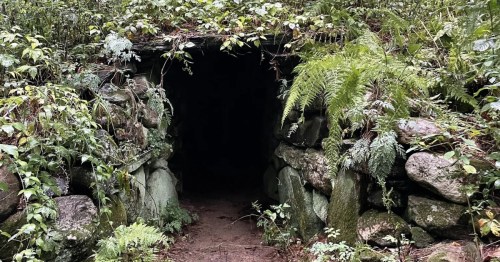 Nashoba Brook Stone Chamber: A Mysteriour Underground World in ...