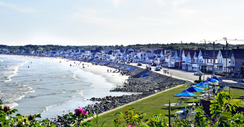 10 Best Sea Glass Beaches Near Me in Maine