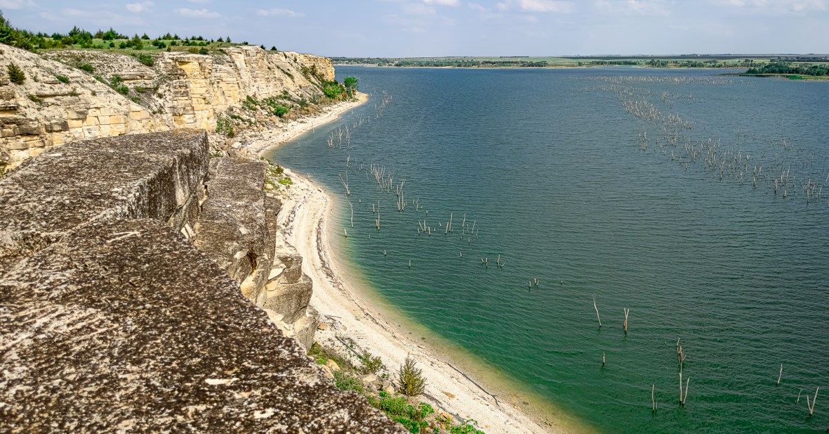 You Won’t Believe This High-Elevation, Extreme Kansas Hike Exist