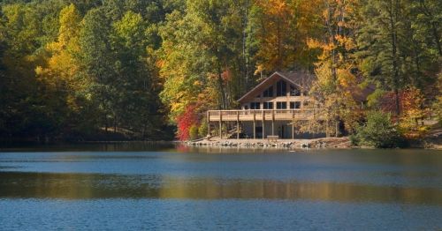 Best Cabins USA: 23 Incredible Cabins in America for a Getaway