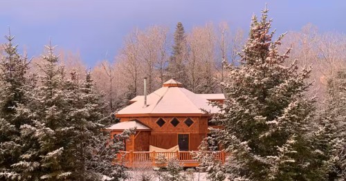 Livermore NH Is An Eerie Abandoned Ghost Town