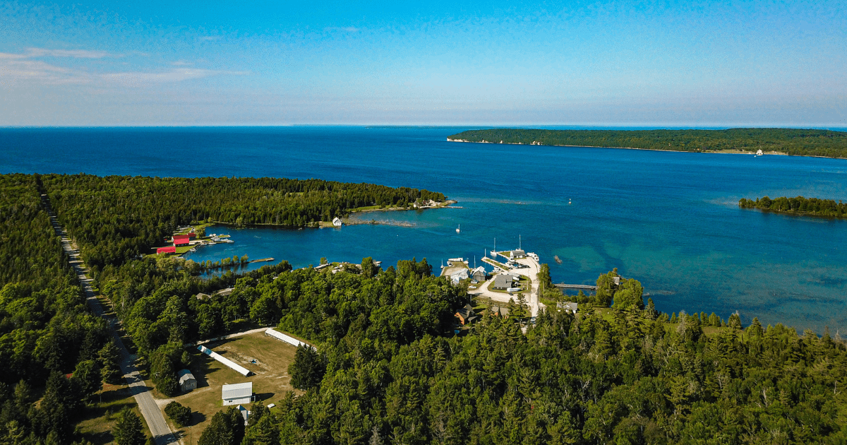 10 Remote Small Towns in the U.S. Locals Would Rather Keep to Themselves