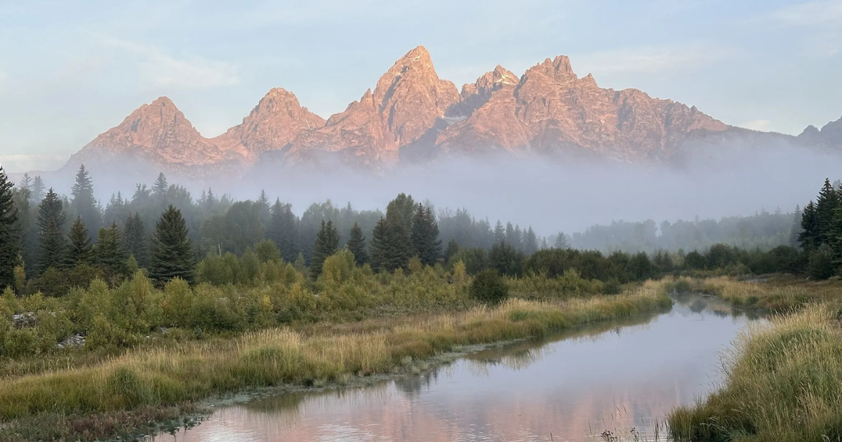 5 Breathtaking Wyoming Views Anyone Can Reach (No Expert Hiking Needed)