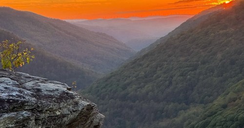 5 Easy West Virginia Hikes With Bucket-List-Worthy Scenery