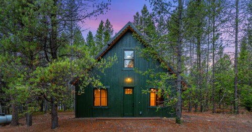 This Idaho Airbnb Redefines Cozy Season (Just Wait Until You See the Sauna)
