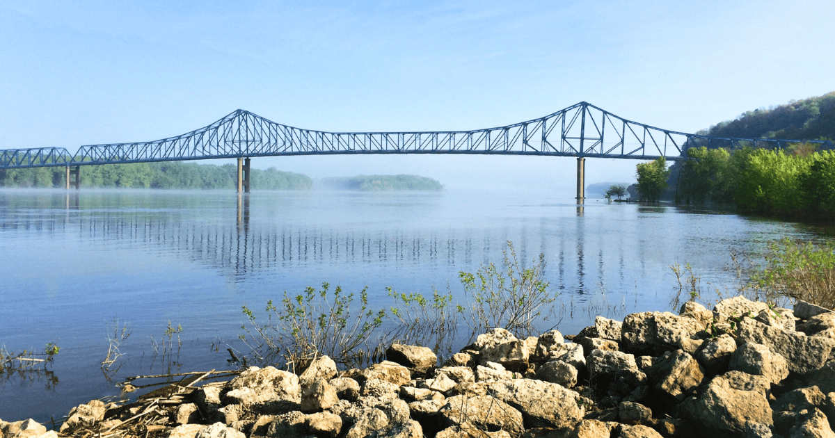 Let These Small Towns in Iowa Be the Backdrop of Your Dreams