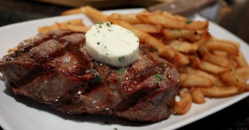 Best Vermont Restaurants: 12 Dining Experiences To Try