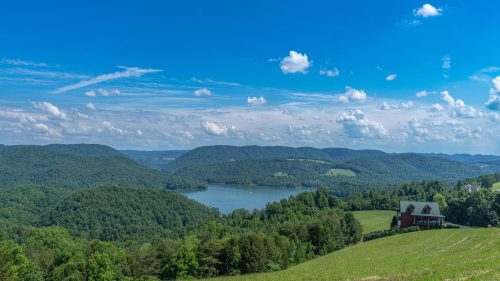 16 Crystal-Clear Lakes Across the US for Your Bucket List