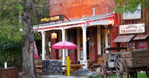 Hard Hat Lounge: The Oldest Operating Dive Bar In Nevada