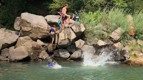 Float Oregon’s Sandy River for the Perfect Summer Adventure