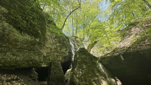 Nelson Ledges Quarry Park in Garrettsville: Clearest Lake in Ohio